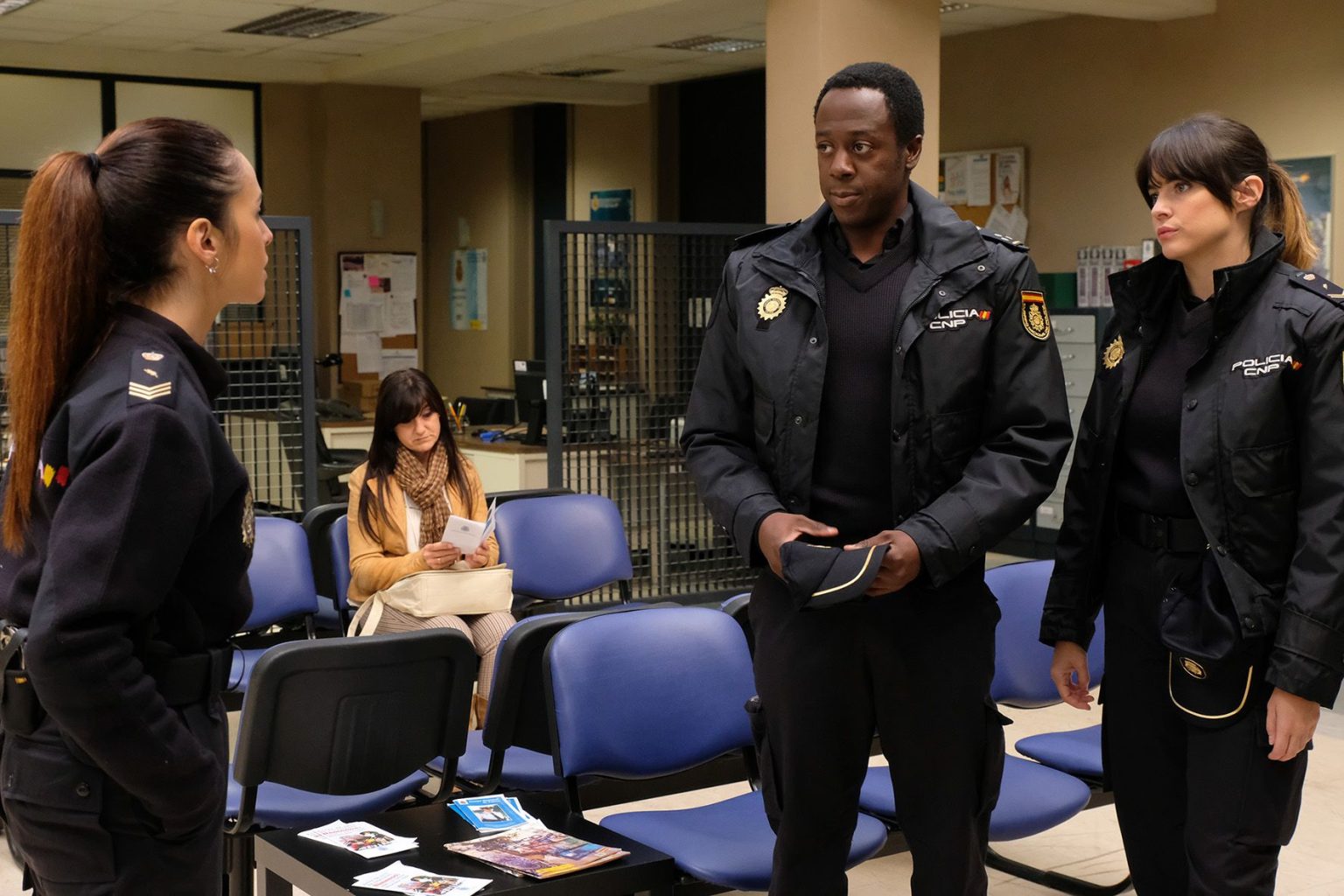 Jimmy Castro: su edad, su pareja y biografía de Carlos en ‘Servir y ...