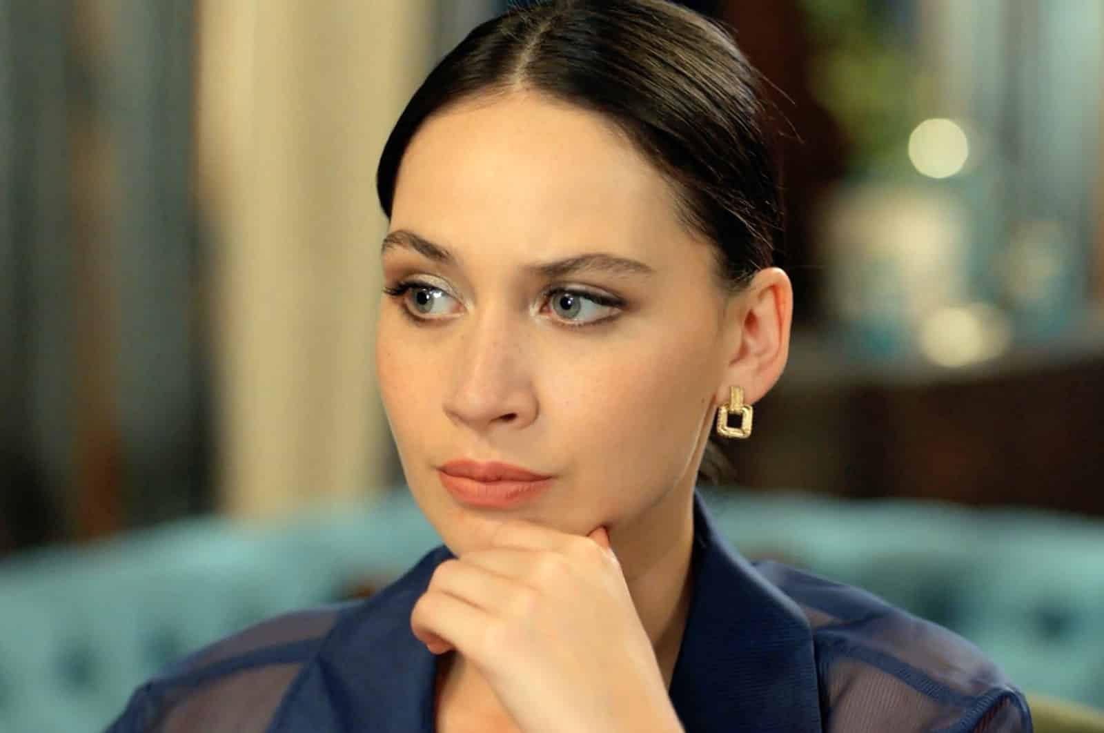 ‘Tierra amarga’ avance del capítulo de hoy: Betül arde de celos ante el ...