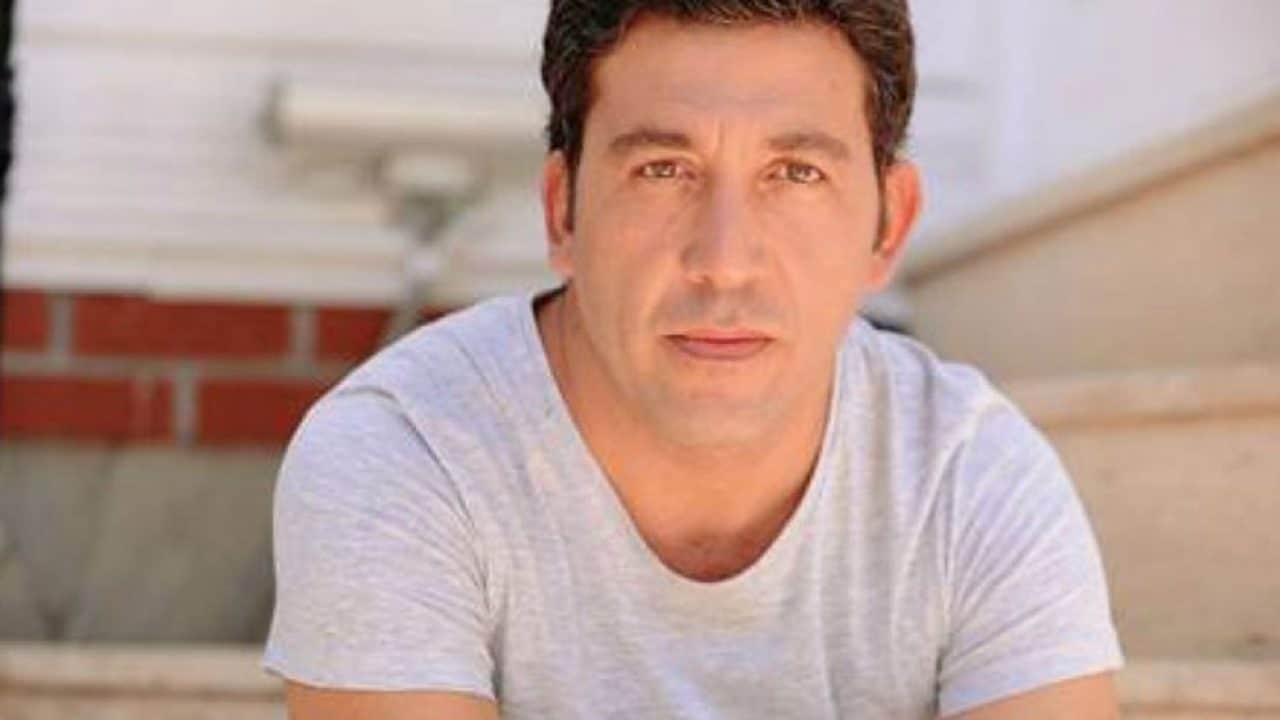 Emre Kinay: su edad, su pareja y biografía de Cihan en ‘Zeynep buscando ...