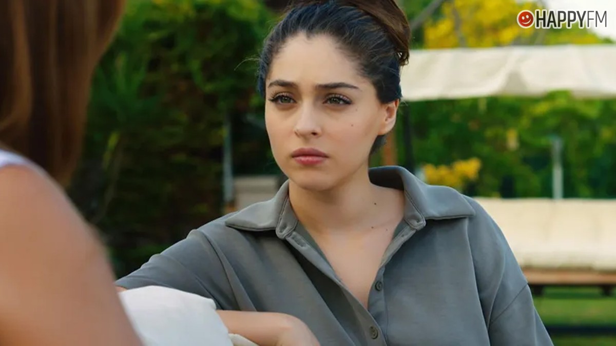 ‘Más hermosa que tú’, capítulo 32: Emir, entre rejas, pide a Efsun que se replantee la idea de irse