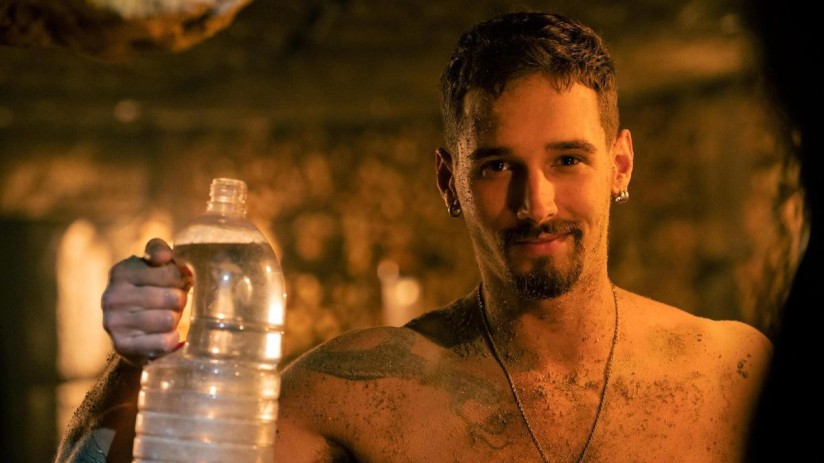 Joel Sánchez: su edad, su pareja y biografía de Bruce en ‘Berlín’